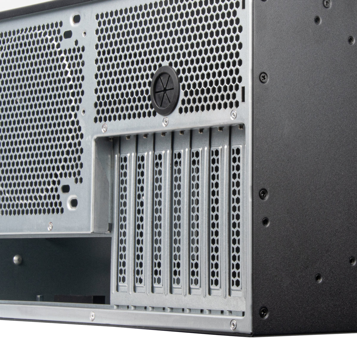 SilverStone RM51 5U rackmount server chassis with dual 180mm fans and ...